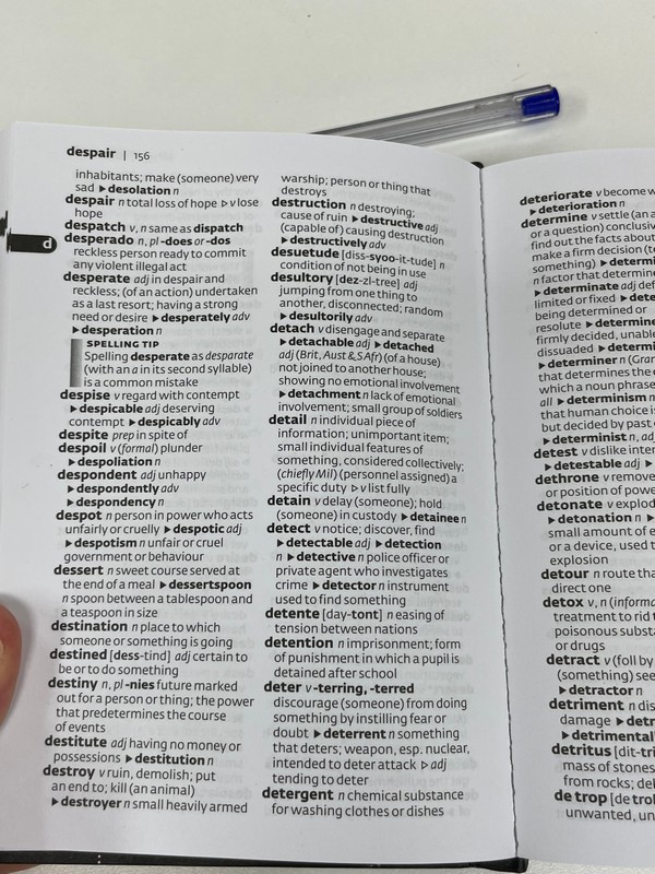 Collins English Dictionary Pocket Edition